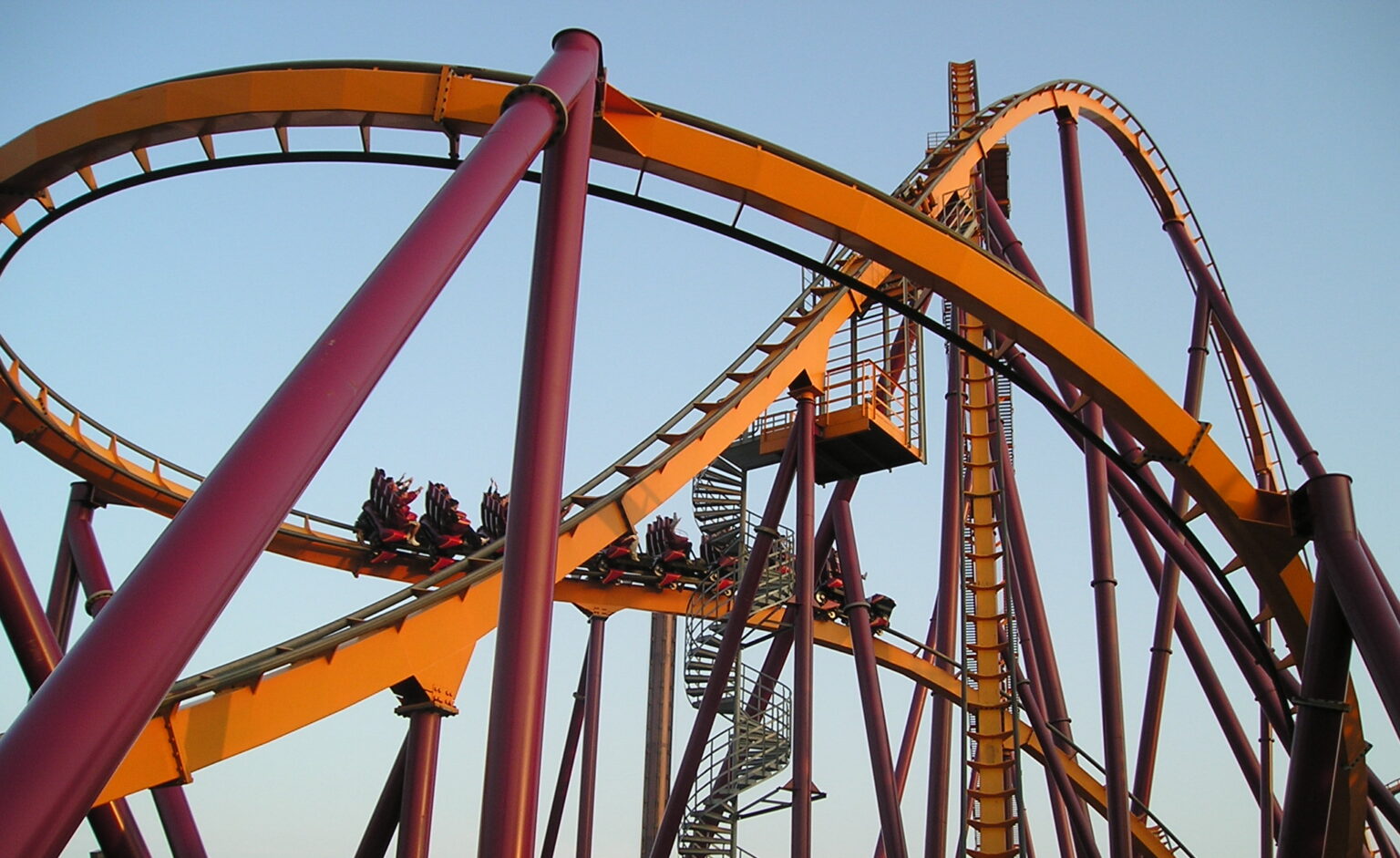 A list of Six Flags locations - Are you ready for a wild ride?